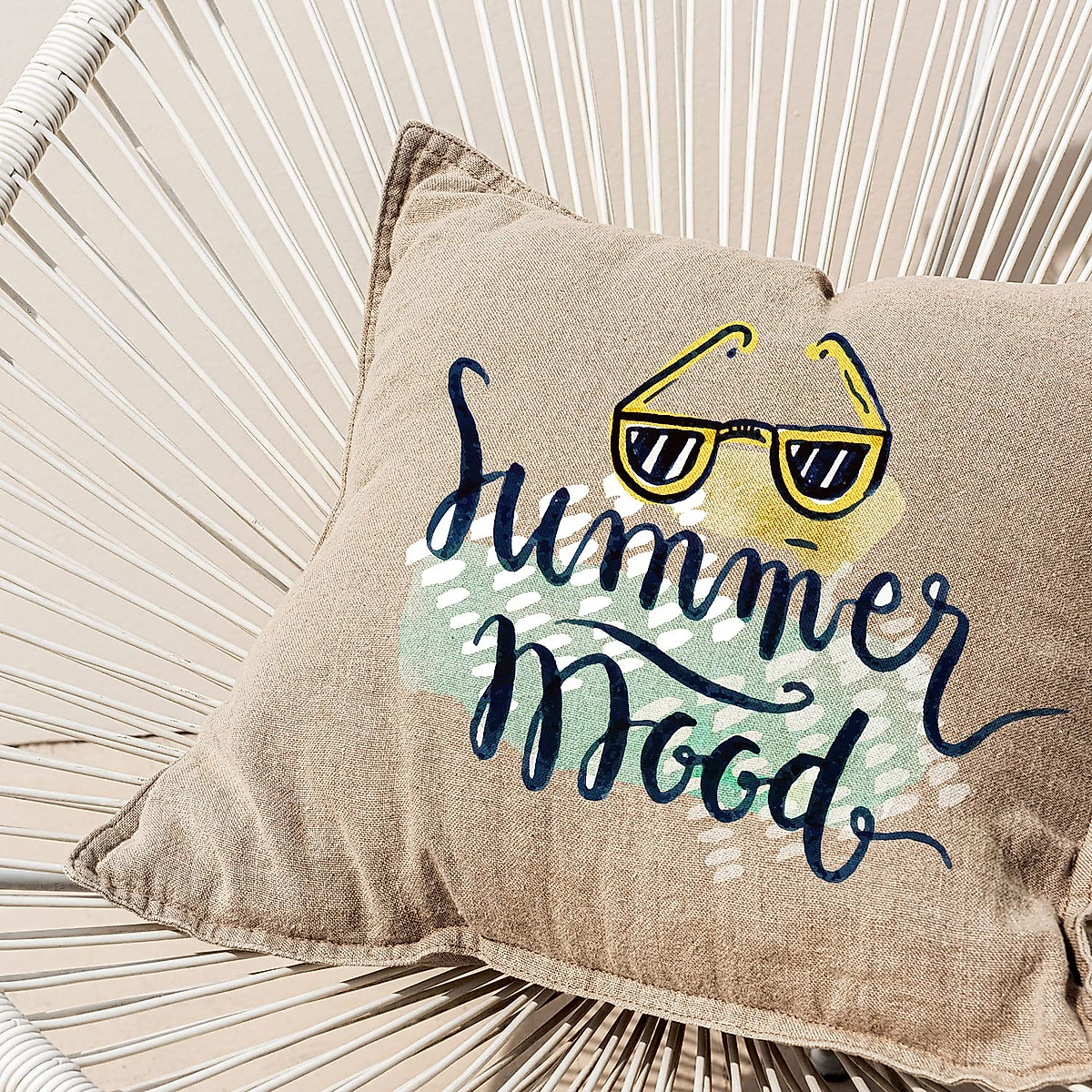 Stationery Island Fabric Markers 24 Colors Textile Permanent Marker Pen No Bleed Paint for Adults Kids Clothes Laundry T-Shirt, Shoes Handbags Graduation Signatures - Dual Felt Tip Nibs 1mm & 2mm