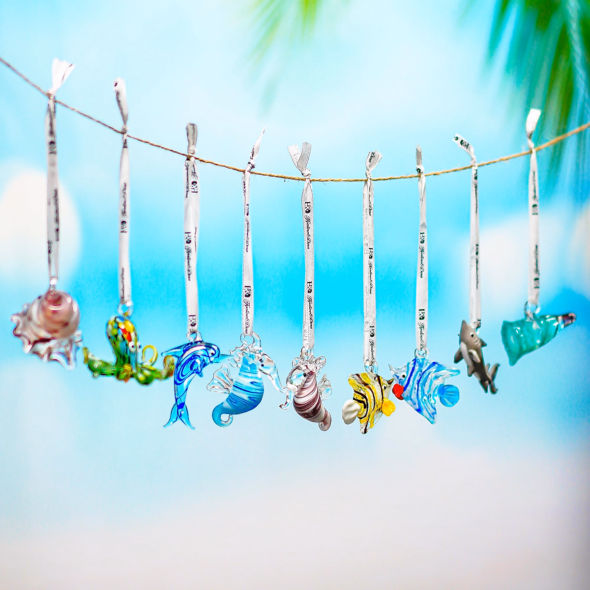 2'' Decorative Hanging Glass Dolphin Ornament,Glass Blown Mini Blue Dolphin Figurine Art Glass Christmas Ornament