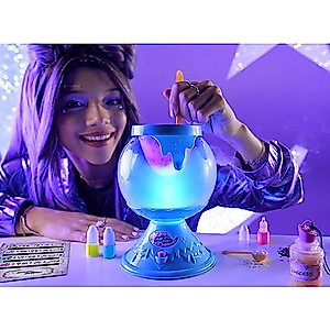 So Slime DIY Magical Slime Potion Maker Cauldron; Make your own Slime Potions; Mist and Light Effects; Makes 10 Slimes; Just add Water; Fill Mini Potion Bottles to Wear or Share; Discover your Fortune