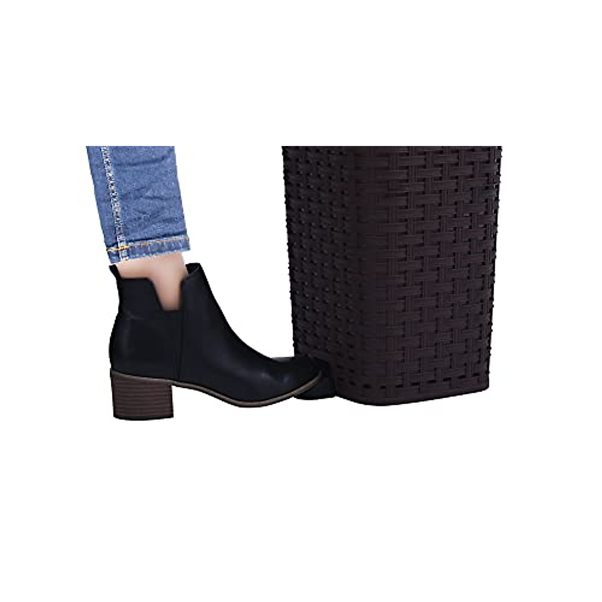 Superio Rattan Style Compact Trash Can, 3.1 Gallon, Brown