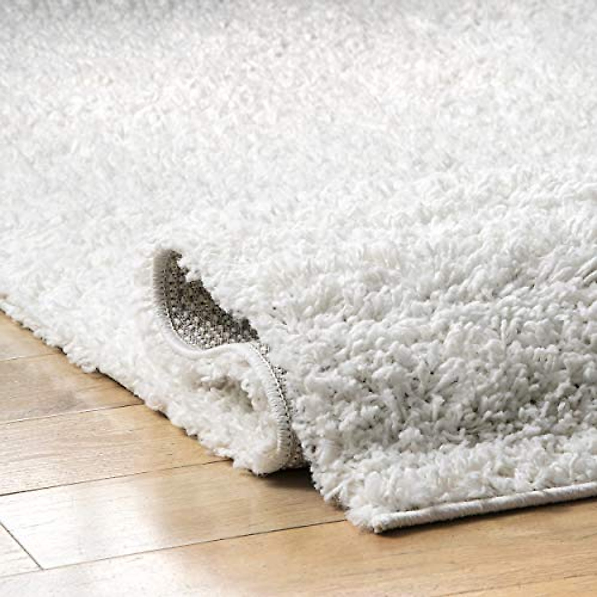nuLOOM Wowshag Area Rug, 5' 3" x 7' 6", White