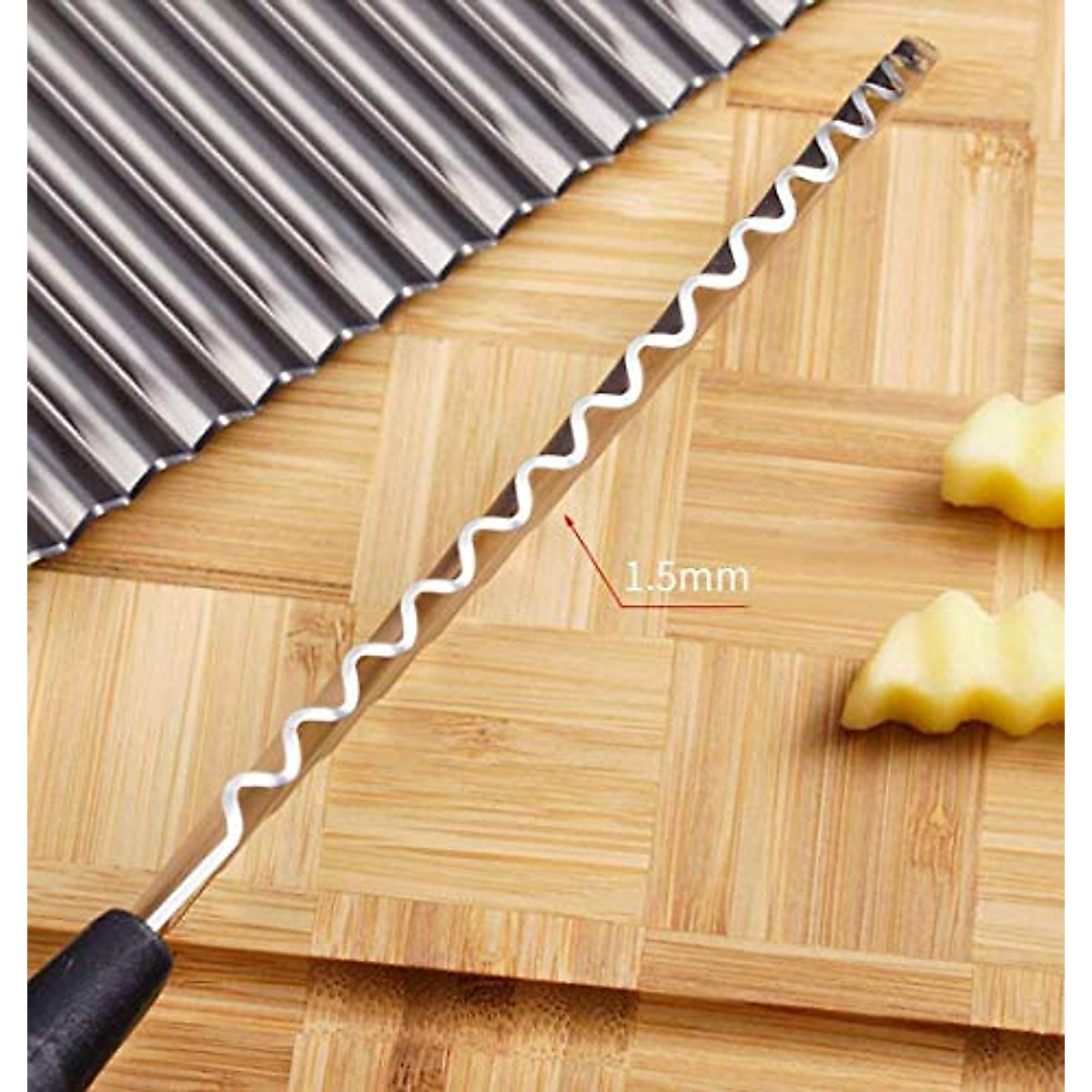 Crinkle Potato Cutter - 2.9" x 11.8" Stainless Steel French Fries Slicer Handheld Chipper Chopper Potato Carrot Chopping Knife Home Kitchen Wavy Blade Cutting Tool Large Size
