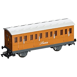 Bachmann Trains - THOMAS & FRIENDS ANNIE COACH - HO Scale