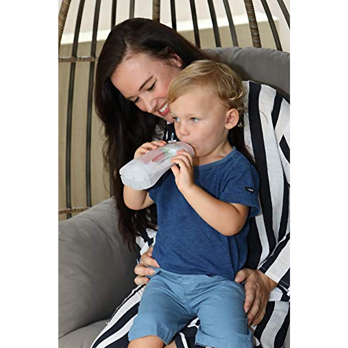 Dreambaby Pouch Pal Self Feeding Baby Food Pouch Holder - No Squeeze, No Spill, No Mess Reusable Container for Toddlers 1 Count (Pack of 1)