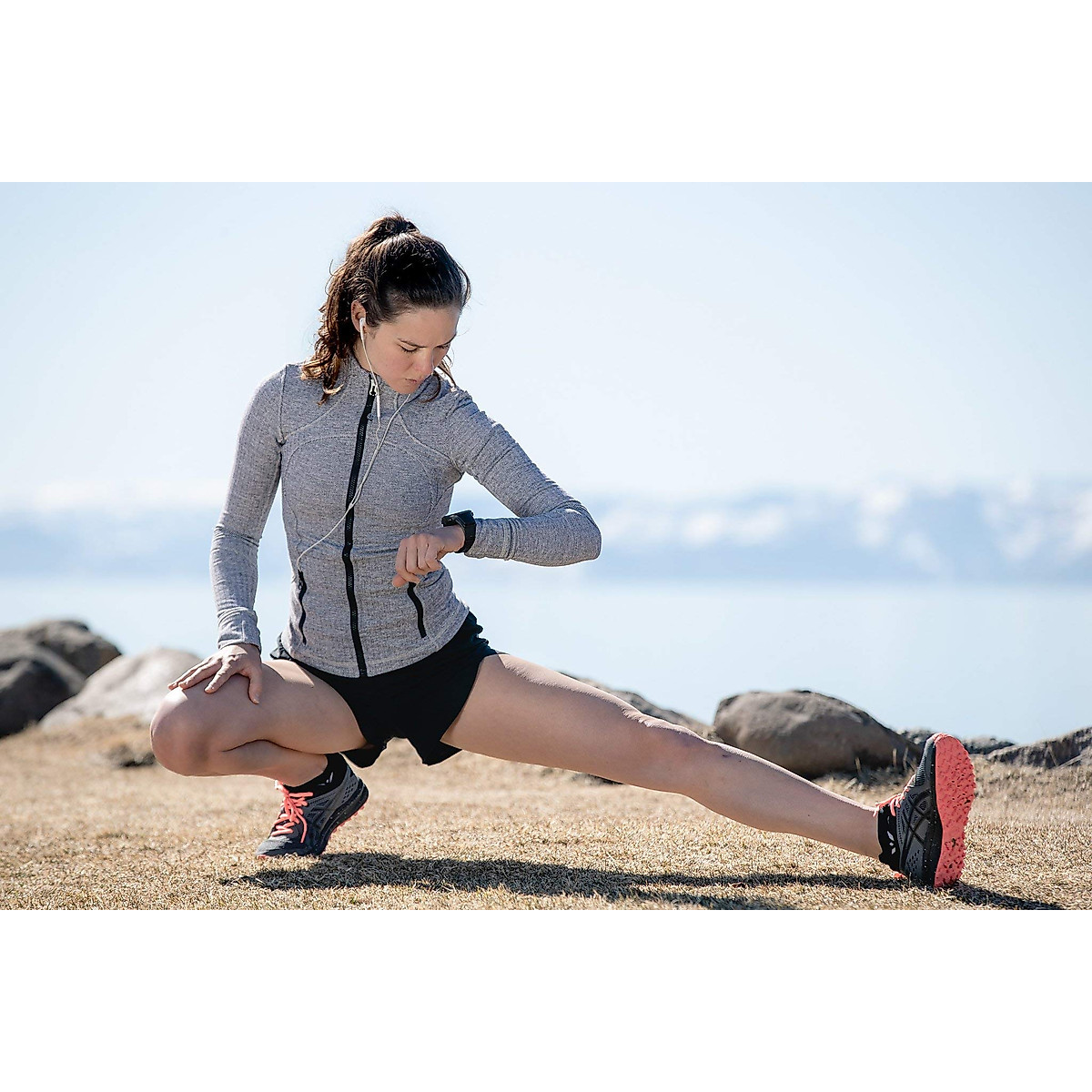 Swiftwick PURSUIT ZERO Tab Ultralight Running and Golf Socks, Merino Wool (Heather, Small)