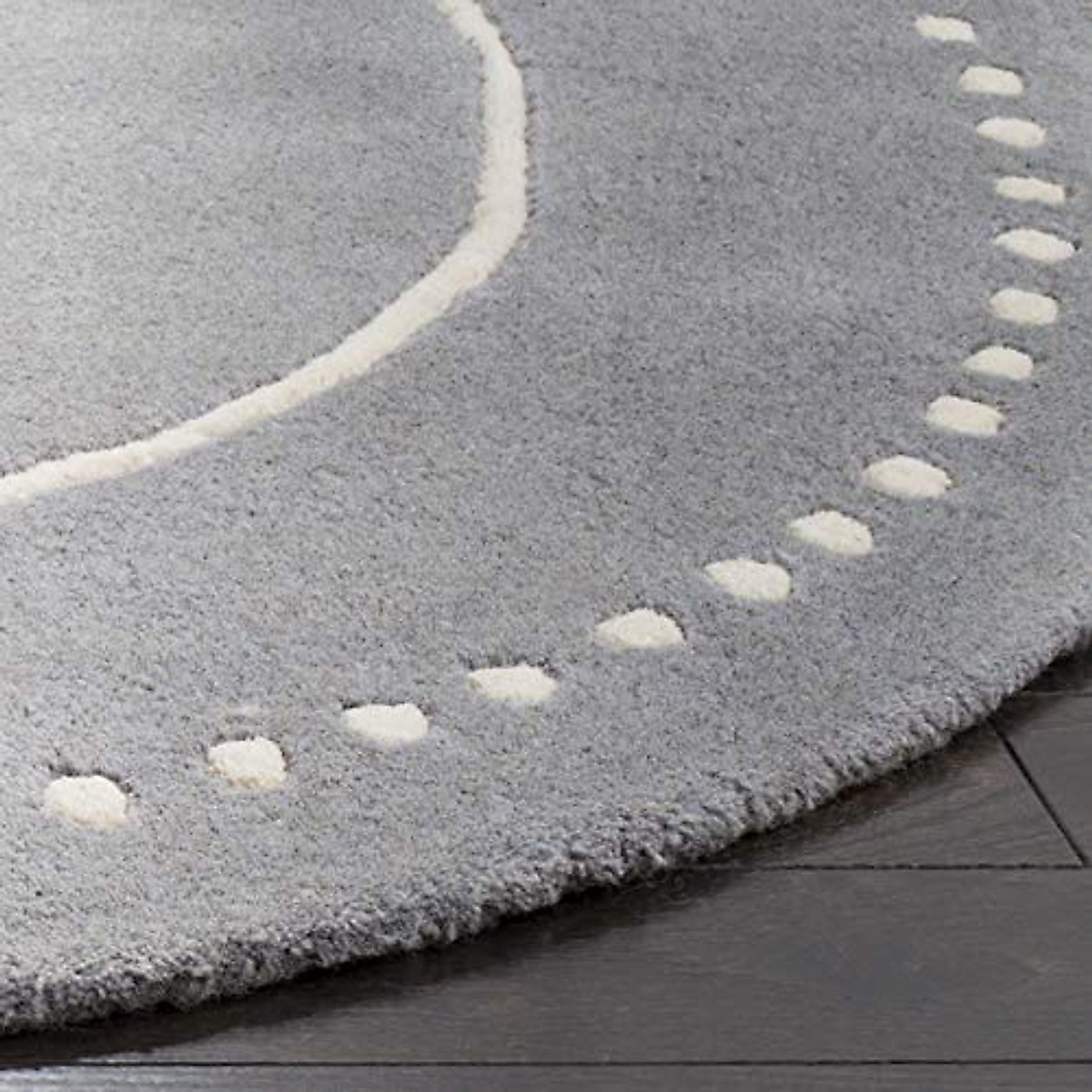 SAFAVIEH Bella Collection Area Rug - 5' Round, Navy Blue & Ivory, Handmade Dotted Border Wool, Ideal for High Traffic Areas in Living Room, Bedroom (BEL151G)