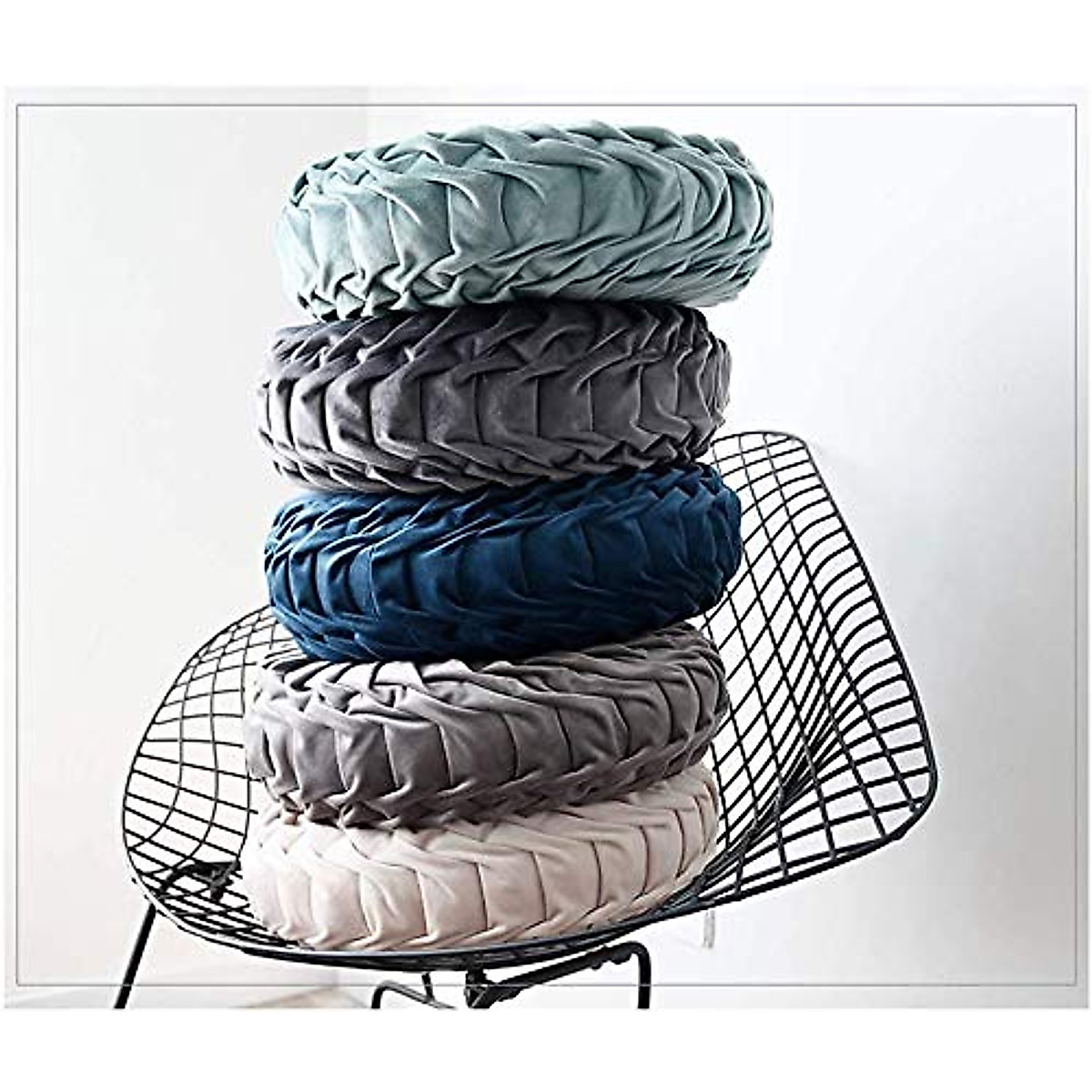 YunNasi Round Throw Pillow Velvet Pleated Filled Cushion Floor Pillow for Home Sofa Chair Bed Car Decor 13 inch (Black)