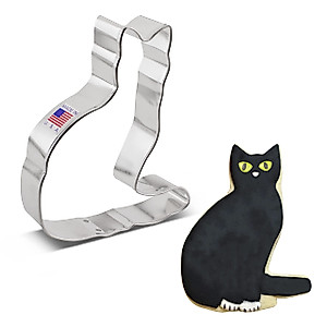 Curled Cat Cookie Cutter 4.25" Made in USA by Ann Clark