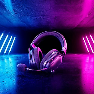 NEW Razer BlackShark V2 Pro Wireless Gaming Headset 2023 Edition: 50MM Titanium Drivers - HyperClear Super Wideband Mic - Noise-isolating Earcups - Ultra-Soft Memory Foam- 70 Hour Battery Life - Black