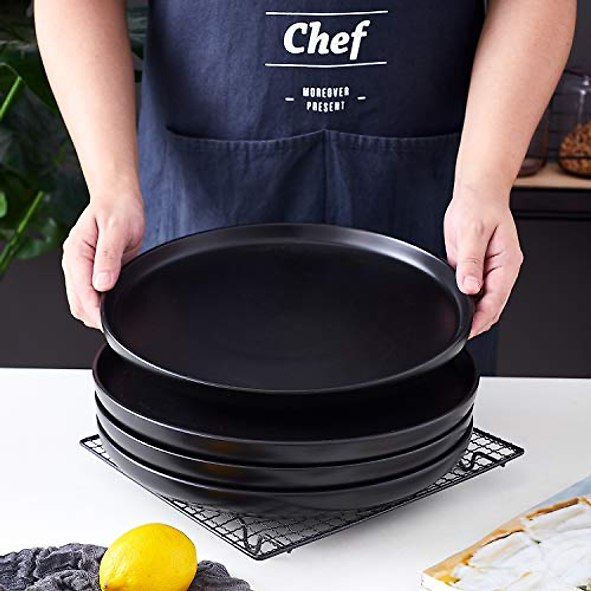 Bruntmor 11 Inch Ceramic Plate Set of 4, Round Ceramic Pasta Salad Plate for Dinner, Dinnerware Plates for Christmas Gift, Plates Set for 4, Dishwasher and Oven Safe, Black