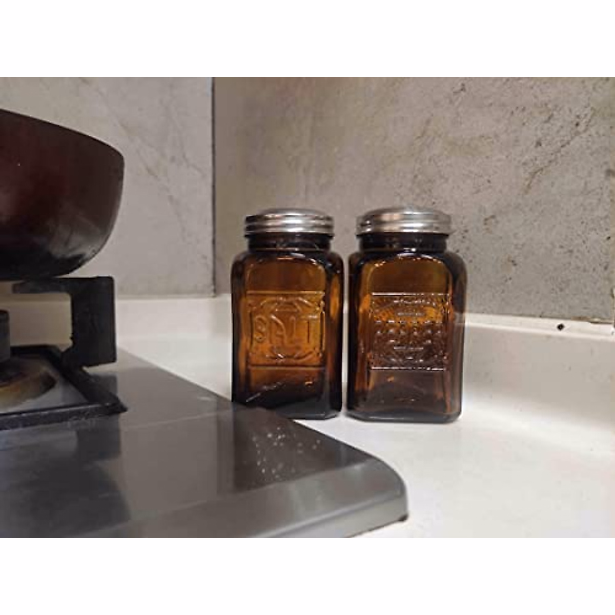 Ritadeshop Depression Style Glass Salt and Pepper Shakers (Amber), 2.35*2.35*4.5 inches