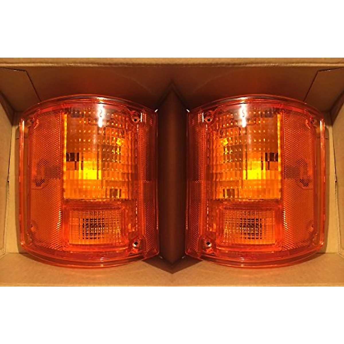 Holiday Rambler Admiral 1999-2003 RV Motorhome Pair (Left & Right) Replacement Rear Turn Signal Lamps