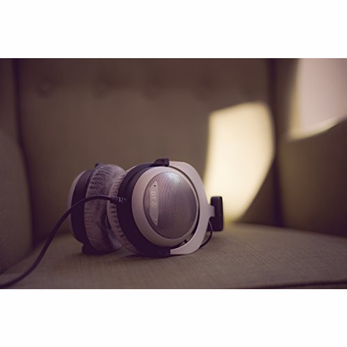 beyerdynamic DT 880 Premium Edition 250 Ohm Over-Ear-Stereo Headphones. Semi-Open Design, Wired, high-end, for The Stereo System