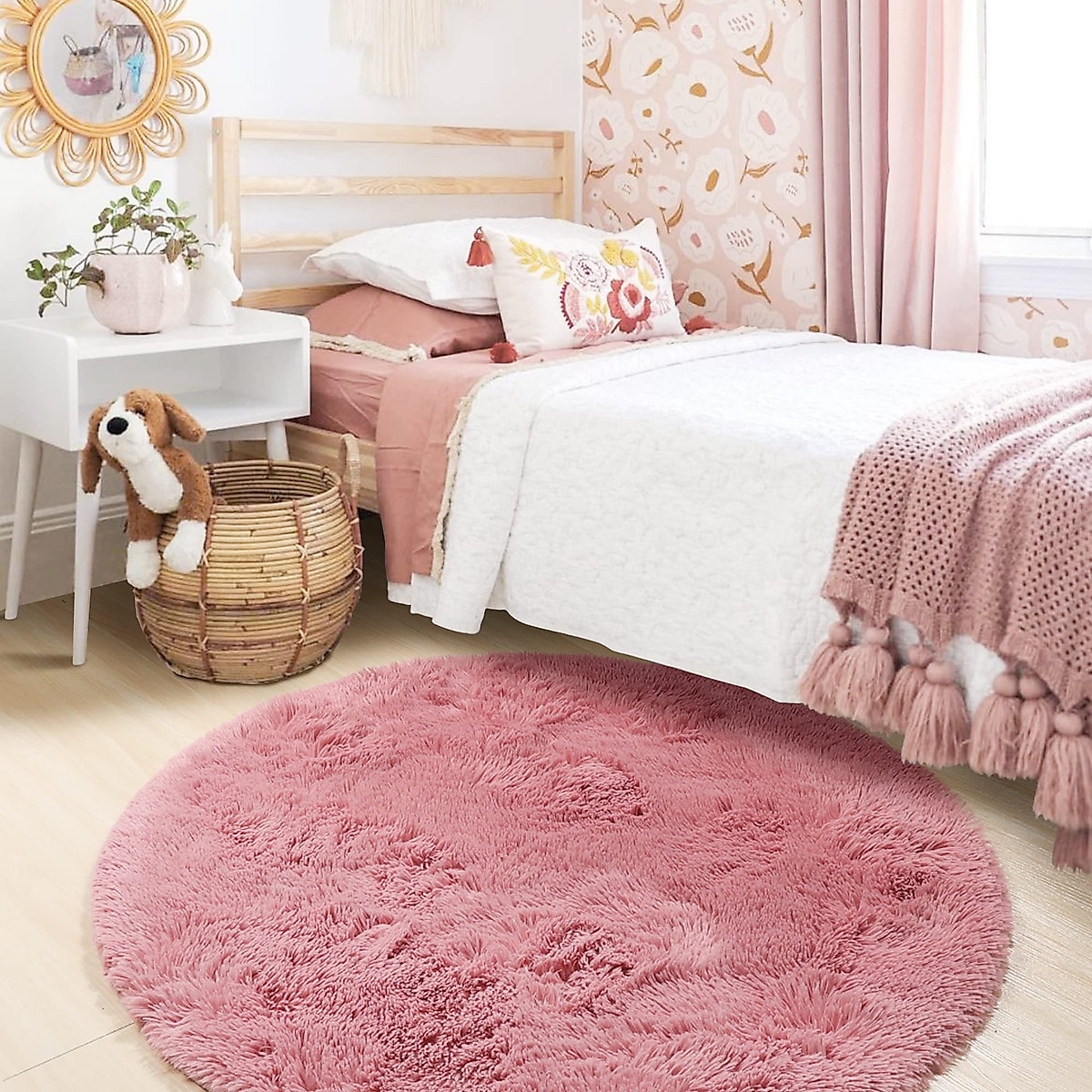 ONASAR Blush Round Area Rug 5ft, Soft Bedroom Circle Rugs Mats for Kids Girls Teen Room, Fluffy Plush Shaggy Carpet for Baby Nursery Living Room Playroom Home Decor Princess Castle
