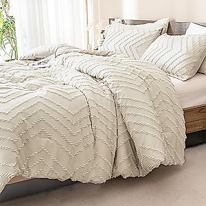 Andency Beige Queen Comforter Set, 3 Pieces Boho Chevron Bedding Comforter Sets (1 Tufted Comforter & 2 Pillowcases), Summer Lightweight Fluffy Shabby Chic Microfiber Down Alternative Bed Set