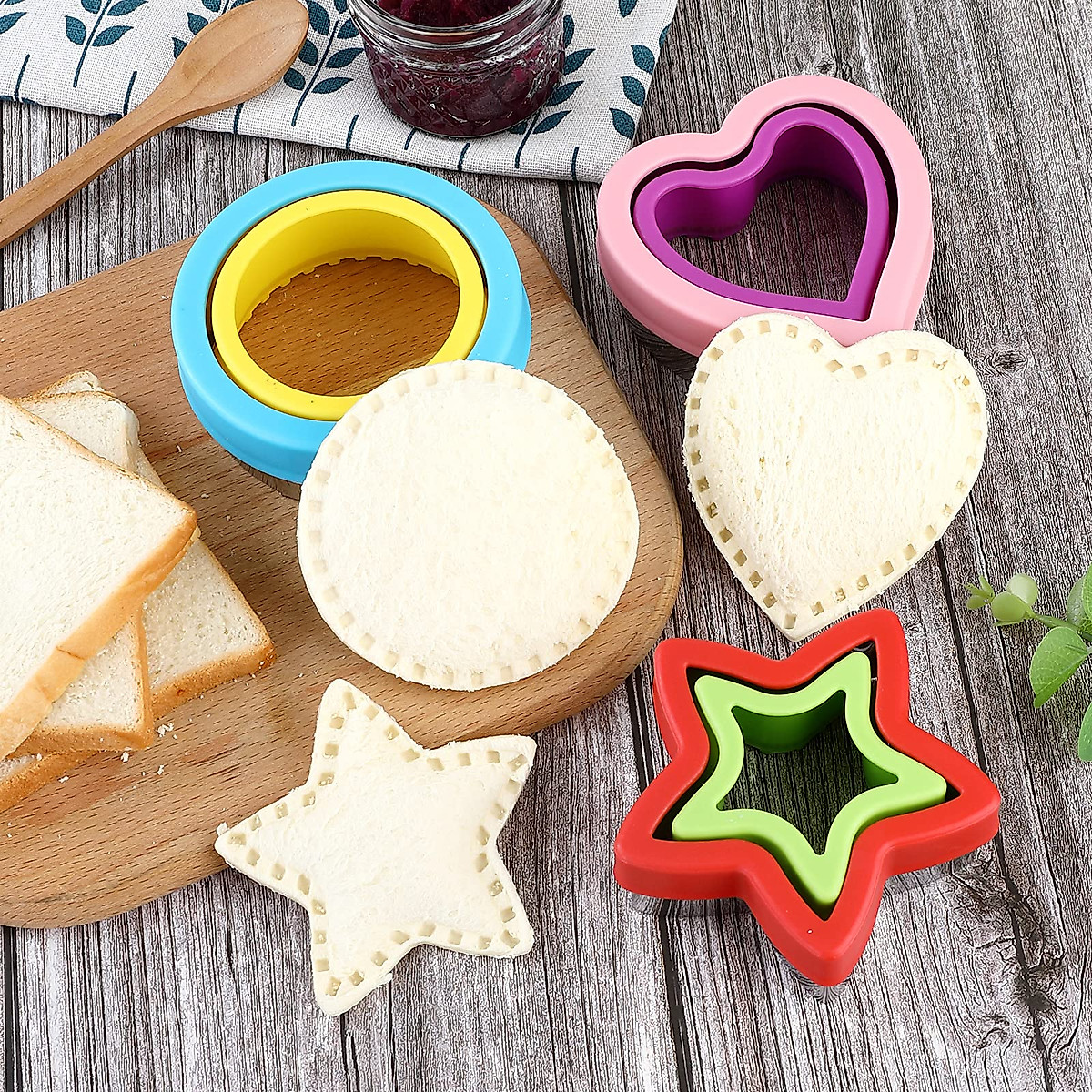 Sandwich Cutter and Sealer,Round Heart Star 3Pcs Shapes Sandwich Decruster Press Mold+8pcs Stainless Steel Mini Vegetable Cookie Cutters,Bread Sandwich Decruster Pancake Maker DIY for Kids Bento