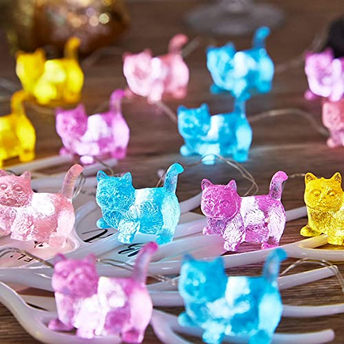 BELNIAK Cute Cat Decorative Lights Gifts Outdoor Fairy Lights Kitty Novelty Lighting 20LEDs 8.5ft Battery Operated Unique String Lights for Bedroom Garden Wedding Patio Xmas Camping Party Decor