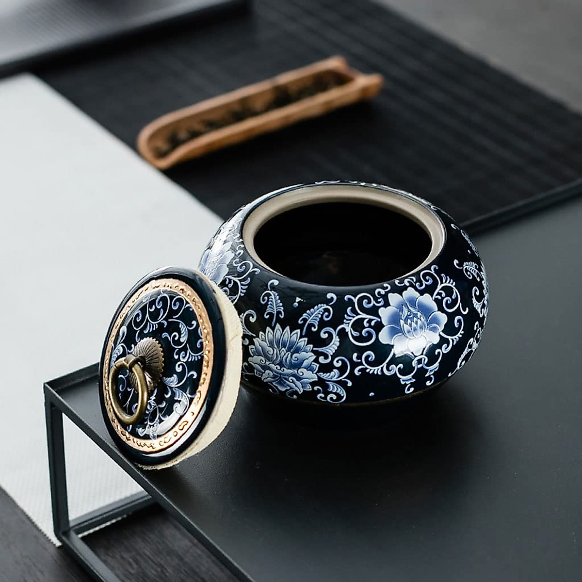 Ceramic Storage Jars, Exquisite Glaze Food Canisters for Kitchen Spice Storage,Tea Caddy Storage,Coffee Jar,Condiment Jar with Seald Lid