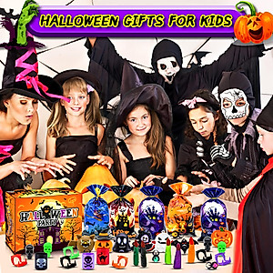 586 PCS Halloween Party Favors for Kids, Bulk Halloween Toys for Trick or Treat Non Candy Fillers Classroom Prizes Halloween Goodie Bags Stuffers Treasure Box Toys Gifts for Kids Party Supplies