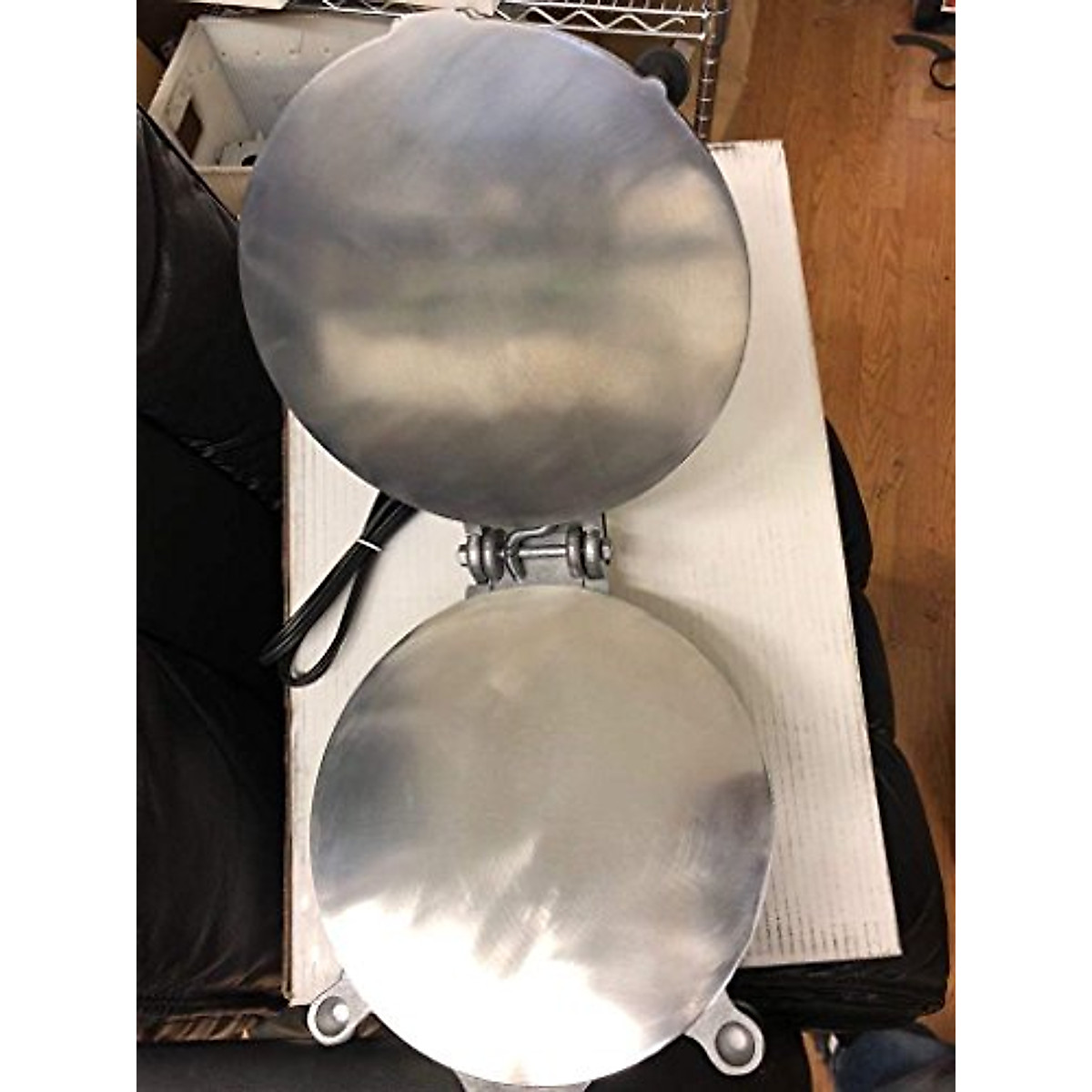 Mexican Cast Iron Electric Corn or Flower Tortilla Maker Gorditas Bunuelos