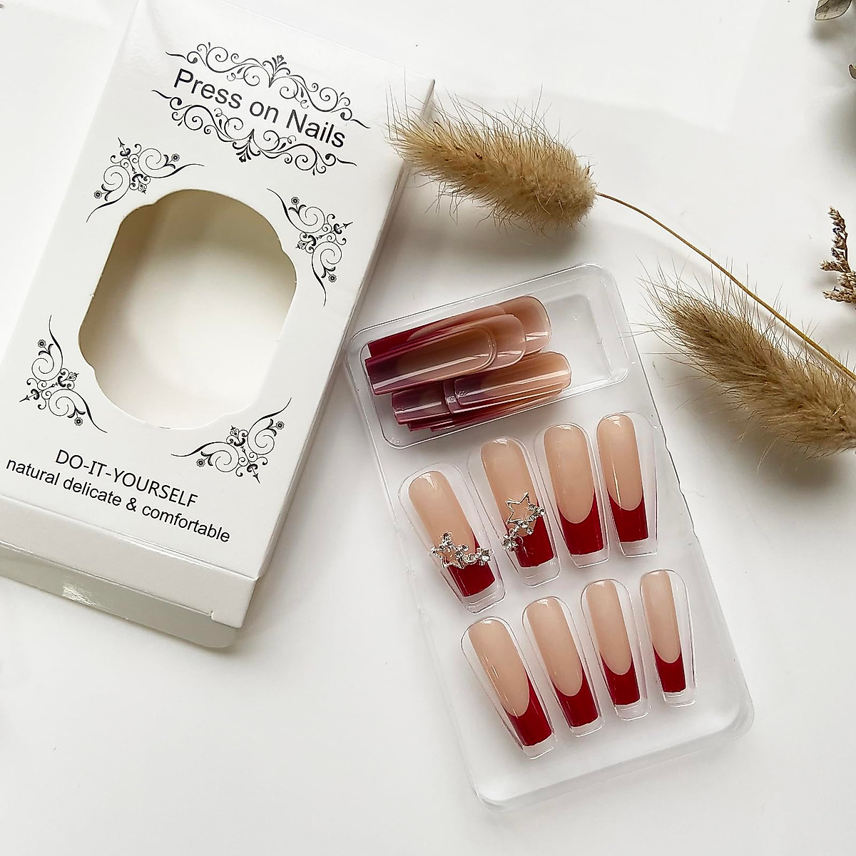 LLAOIMB French Square False Nails, 24pcs Red Acrylic Press on Nails with Star Designs, Full Cover Glossy Glue on Nails for Women