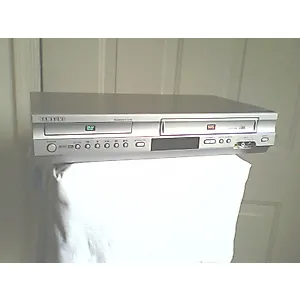 Samsung DVD-V4600C DVD Video & CD Player, VCR Video Cassette Tape Recorder Combo, 4-Head Hi-Fi Stereo VHS Player w/ Dolby Digital, dts Digital Out, Progresive