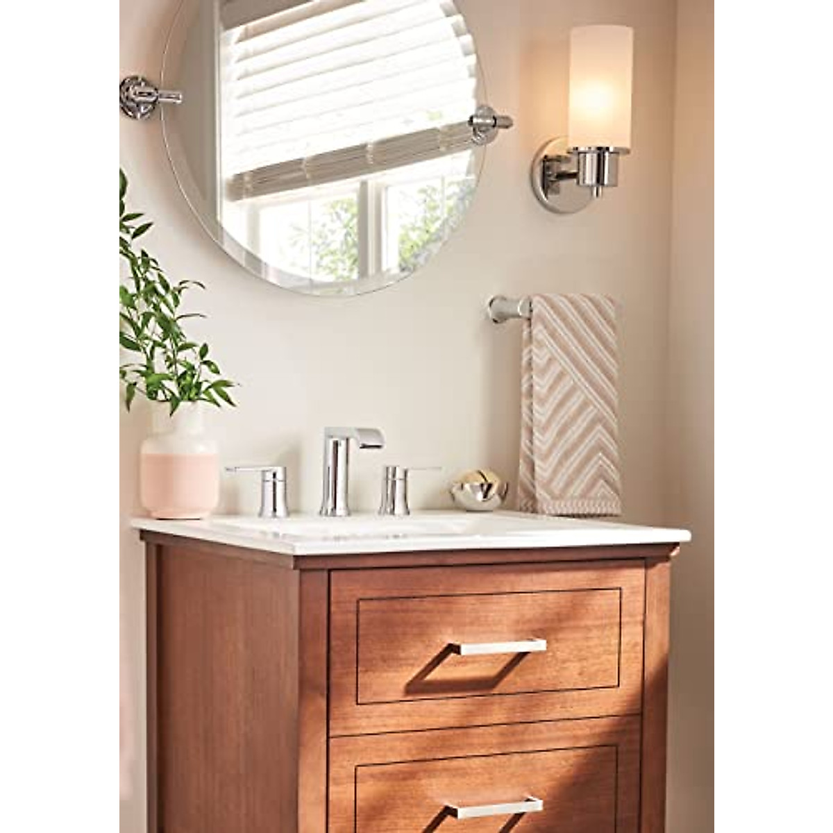 Moen Genta LX Chrome Modern 6.8-Inch Length Hand-Towel Bar for Bathroom or Kitchen, BH3886CH