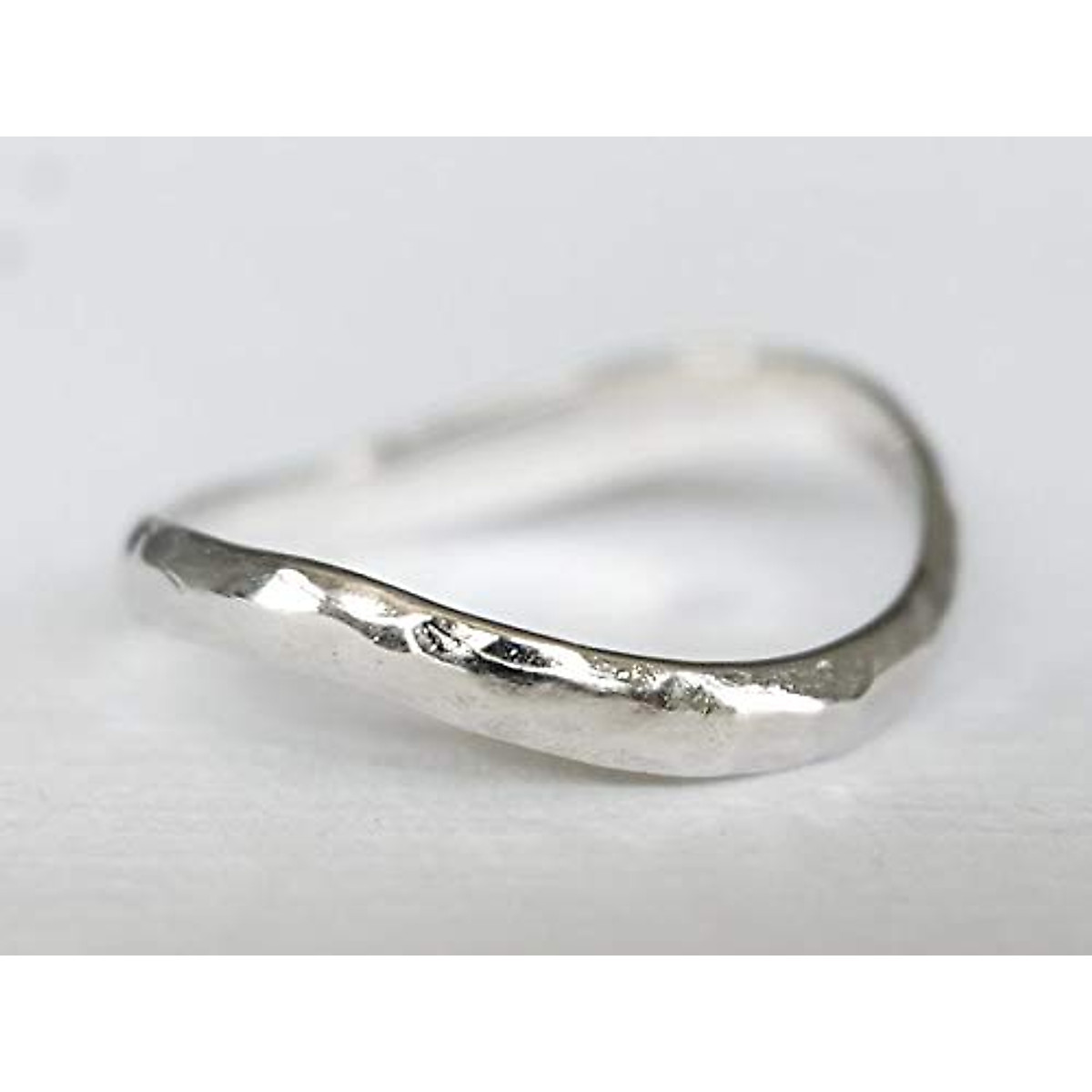 SOVATS Chic Hammered Thumb Ring for Women 925 Sterling Silver Rhodium Plated - Simple, Stylish &Trendy Nickel Free Ring, Size 7