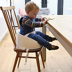 Prince Lionheart Squish Booster Seat, Berry Blue, 3-Point Harness and Dual-Strap System, Easy to Wipe Clean, and Lightweight