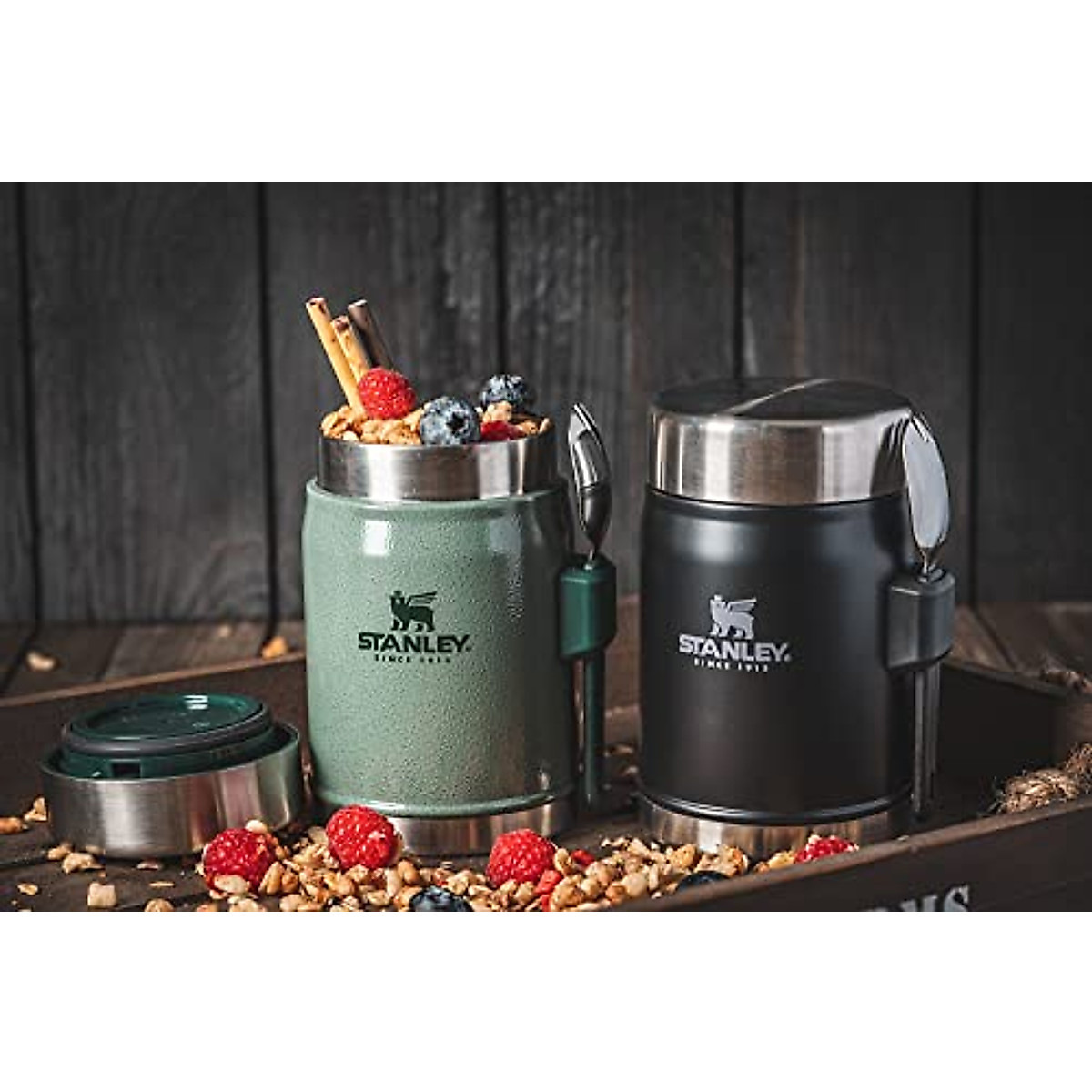 Stanley Classic Legendary Food Jar 0.4L Hammertone Green with Spork – BPA Free Stainless Steel Soup Flask - Keeps Cold or Hot for 7 Hours - Leakproof - Dishwasher Safe