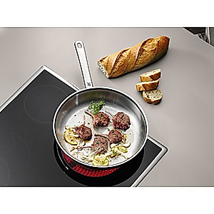 WMF Frying pan uncoated Ø 20cm Profi Made in Germany Pouring Rim Stainless Steel Handle Cromargan Stainless Steel Suitable for Induction Dishwasher-Safe