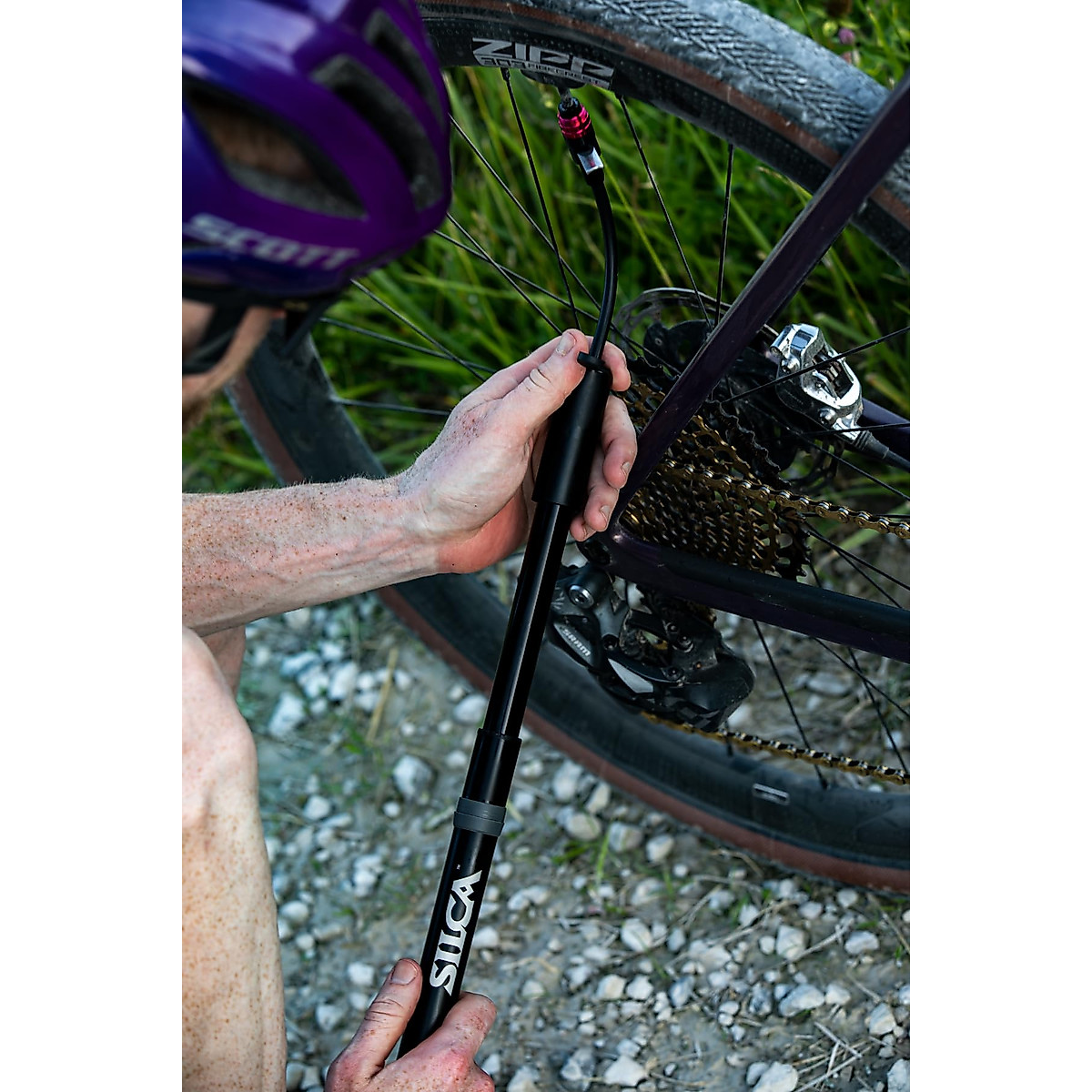 SILCA Gravelero Mini Bike Pump | high Volume Gravel/Mountain/Road | Alloy Body w/Hose and Locking Chuck | Presta and Schrader Head | Micro Hand Pump for tubed/tubeless Tires | Bike Hand Pump