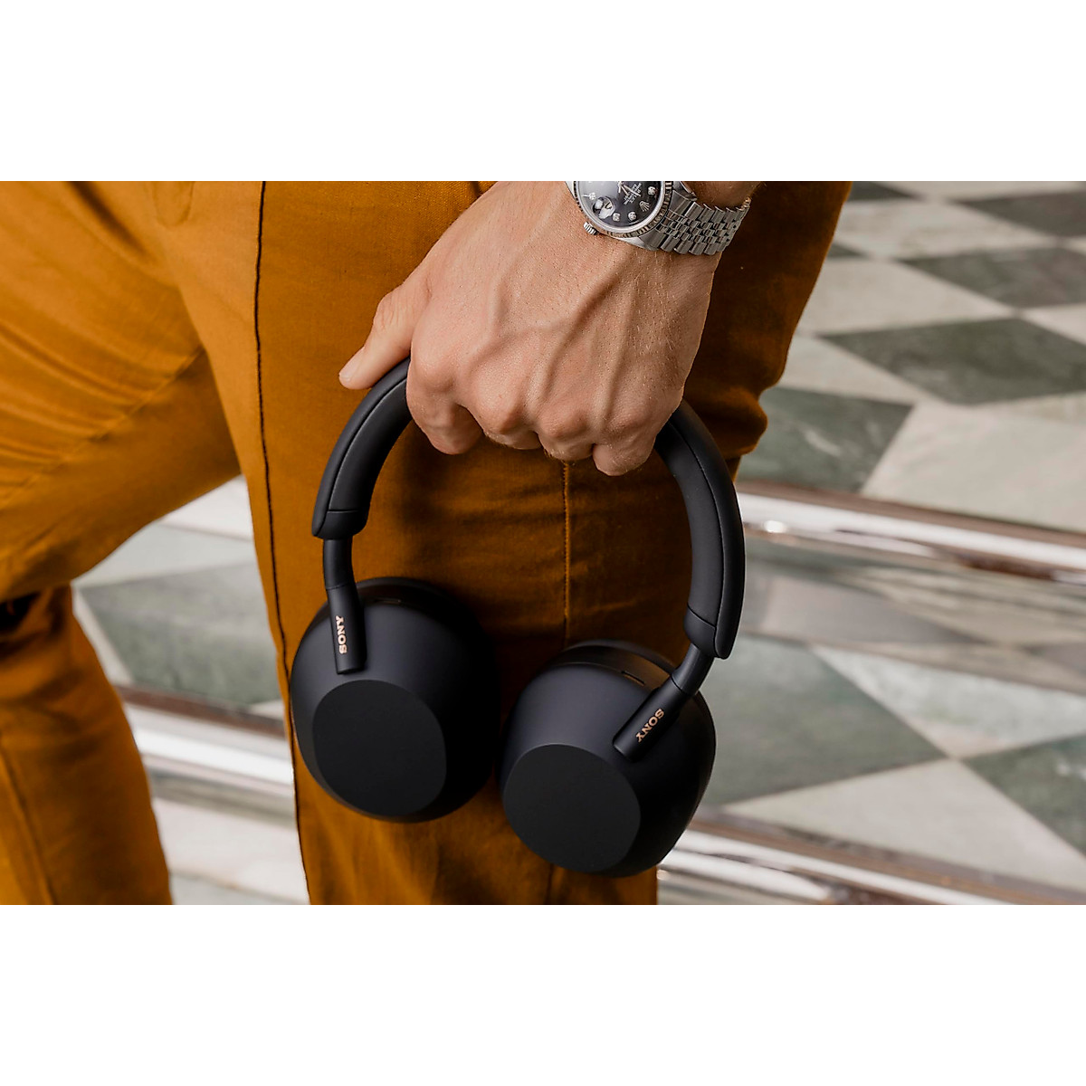 Sony WH-1000XM5 Wireless Industry Leading Headphones with Auto Noise Canceling Optimizer, Crystal Clear Hands-Free Calling, and Alexa Voice Control, Black