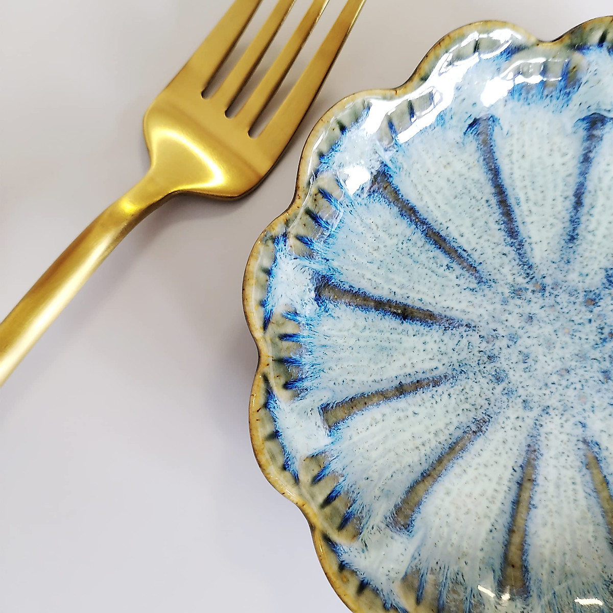 NJLJOM 2 Pack Ceramic Spoon Rest, Sunflower Shape Heat-Resistant Utensil Rest for Kitchen Counter, Coffee Spoon Rest, Dessert Plates，Small Serving Plates, Kitchen Accessories (Deep Color)