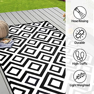 DiiKoo Outdoor Rug Mat for Patio, 5x8ft Waterproof Reversible Plastic Straw Rugs, Camping Carpet Area Mats for RV, Porch, Deck, Backyard, Balcony, Camper, Picnic, Beach, Trailer, Black & White