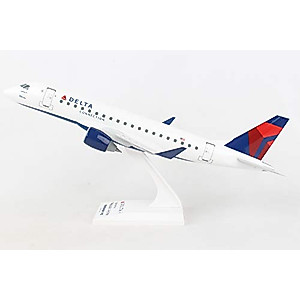 Daron Skymarks Delta ERJ175 1/100 Republic Model Kit
