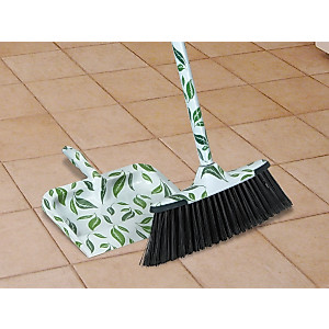 Leaf Design Broom