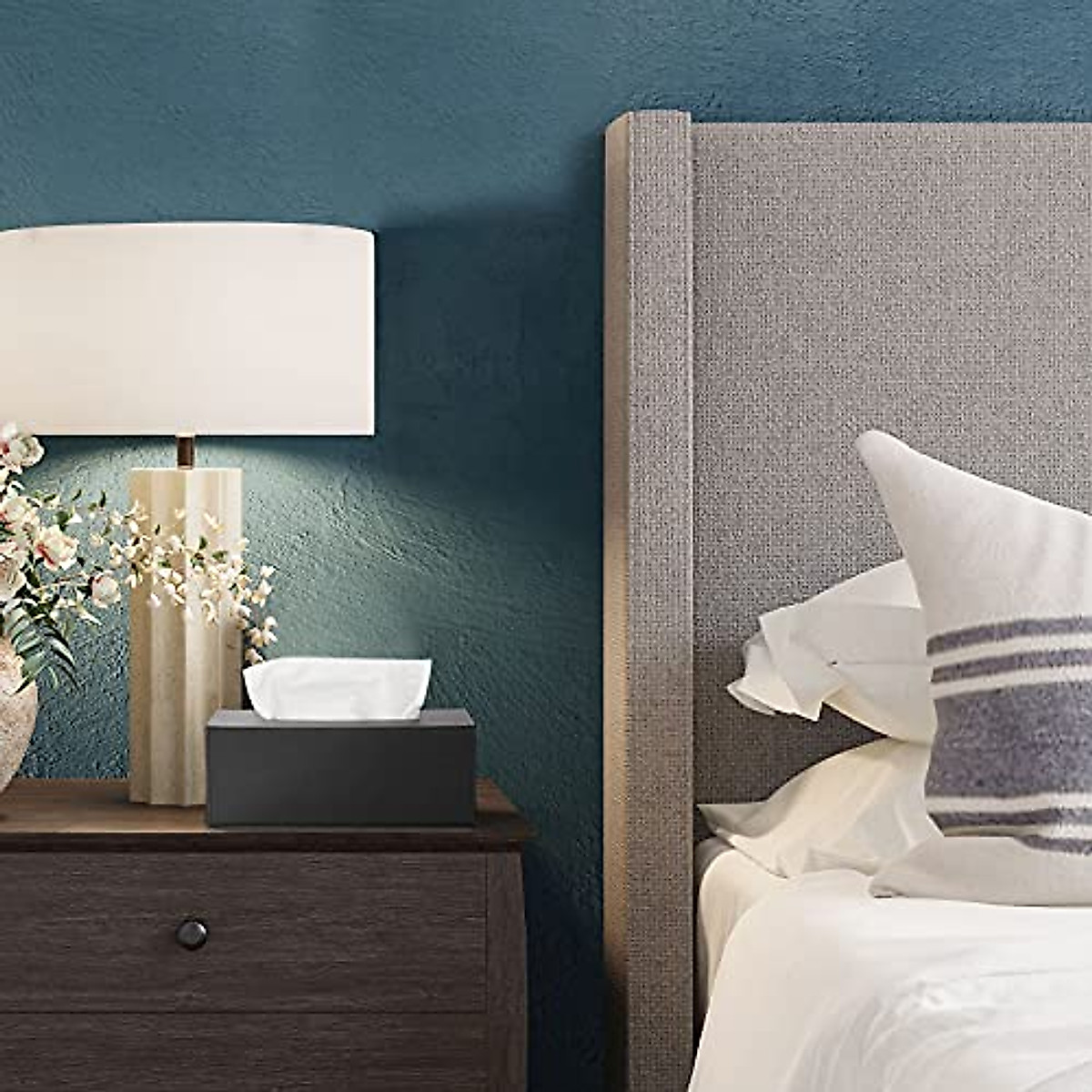 Luxspire Rectangular PU Leather Tissue Box Cover Holder, Facial Tissue Box Cover Toilet Paper Box Case Napkin Dispenser for Countertop Bedroom Car Office Bathroom Home Deco Accessories, Black