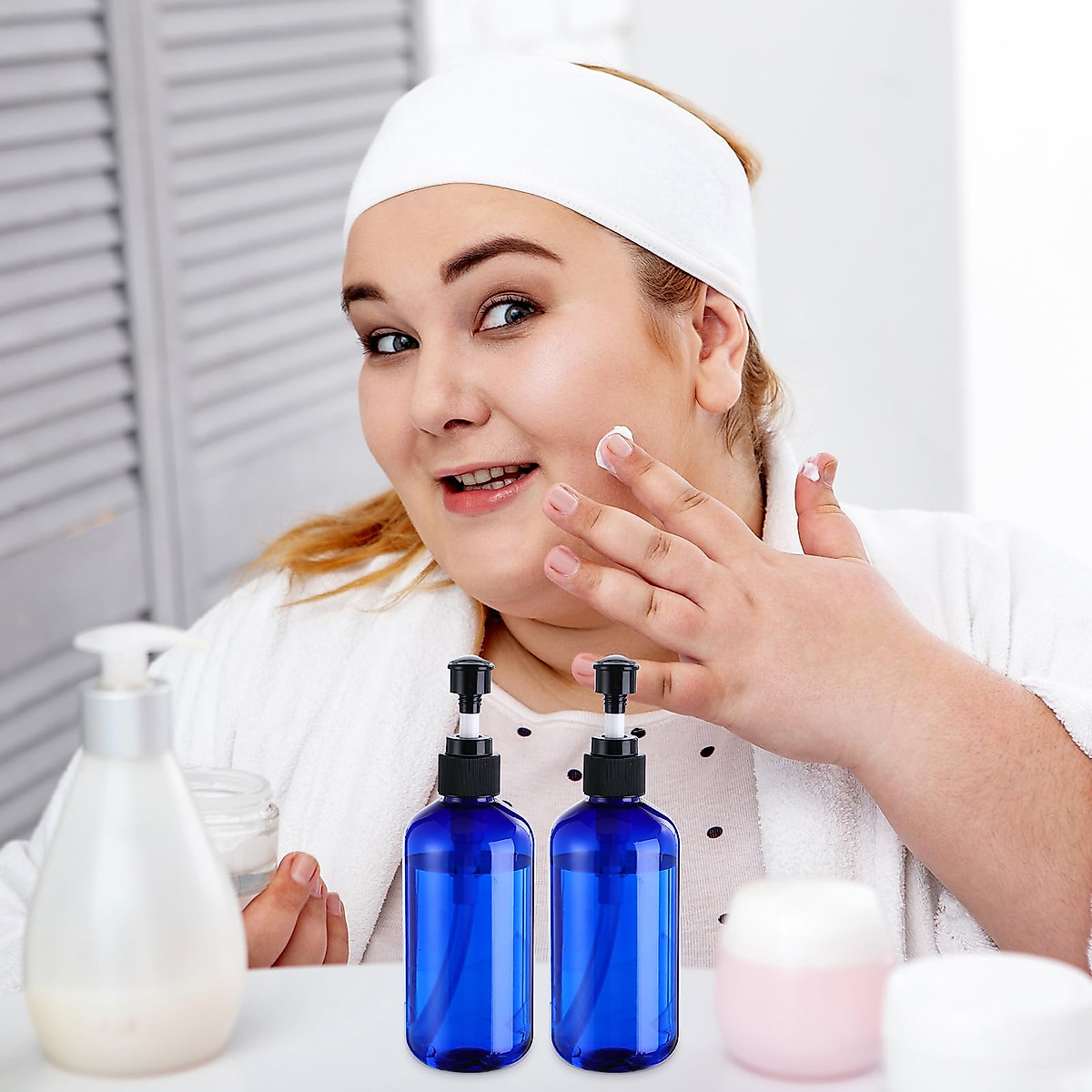 48 Pcs Pump Bottle Lotion Dispenser Refillable Shampoo Conditioner Hand Soap Dispenser Plastic Empty 8oz/250ml Clear Reusable Body Wash Container Bulk (Blue, Black)