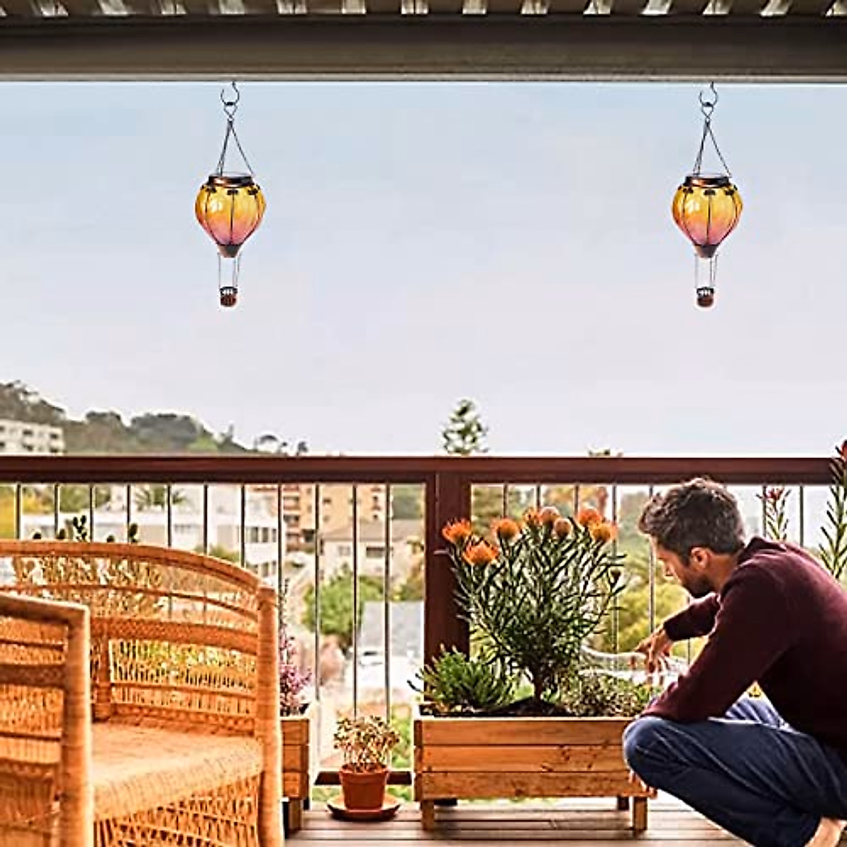 pearlstar Hot Air Balloon Solar Lantern with Flickering Flame Light, Outdoor Solar Hanging Lights Waterproof for Garden Yard Patio Farmhouse Decoration, Stained Glass Gradient Orange