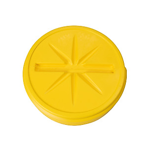 Eagle 30 Gallon Plastic Drum with Lid, Screw-On Lid, 28.3"x22.5", Lab Pack Drum Made of Durable, Lightweight HDPE, Withstands Weather and Chemicals, Made in USA, Yellow, 1600SL