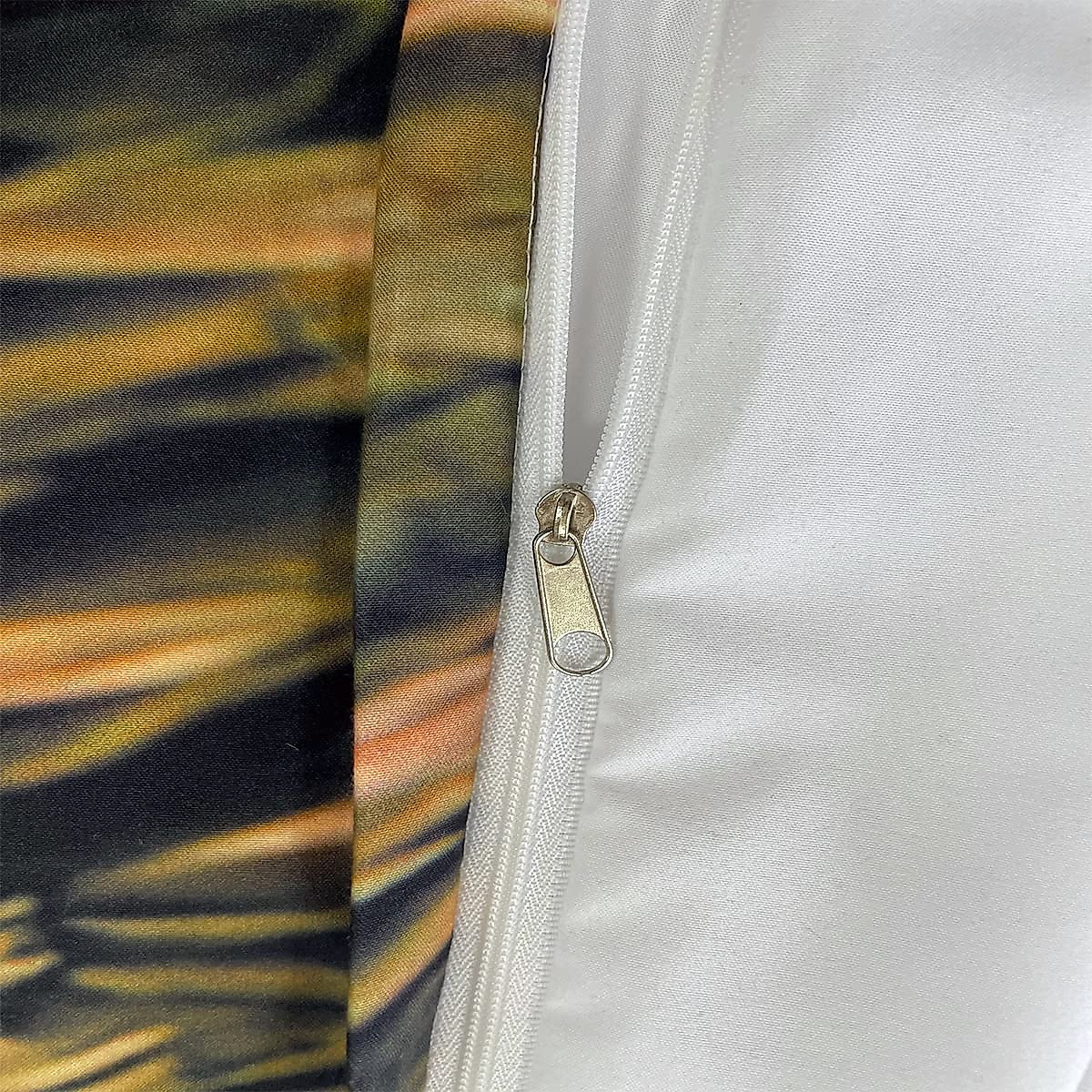 Duvet Cover Queen Eagle Black Easy Care Soft Cosy Queen Bedding (90x90in) with Zipper Closure and 2 Pillowcase 20" X 26" Suitable for Adults and Children