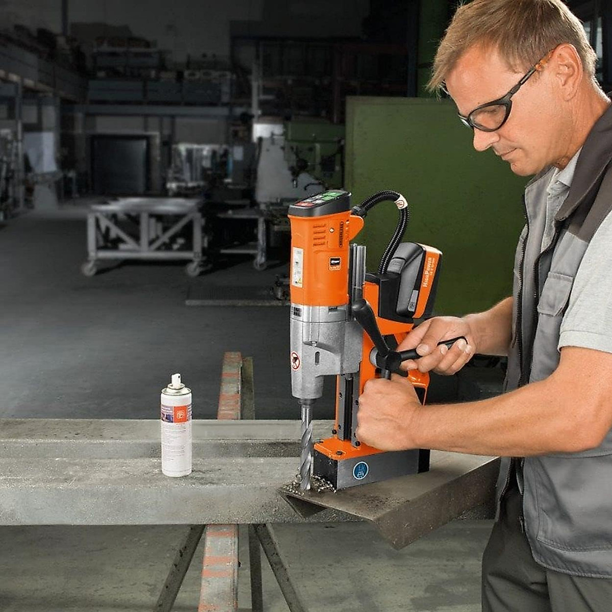 Fein AJMU 137 PMQW Universal Magnetic Cordless Core Drill with 3/4" Straight Shank - 18 V, Brushless Motor, 130-520 RPM, MT 2 Mount - 71700261090