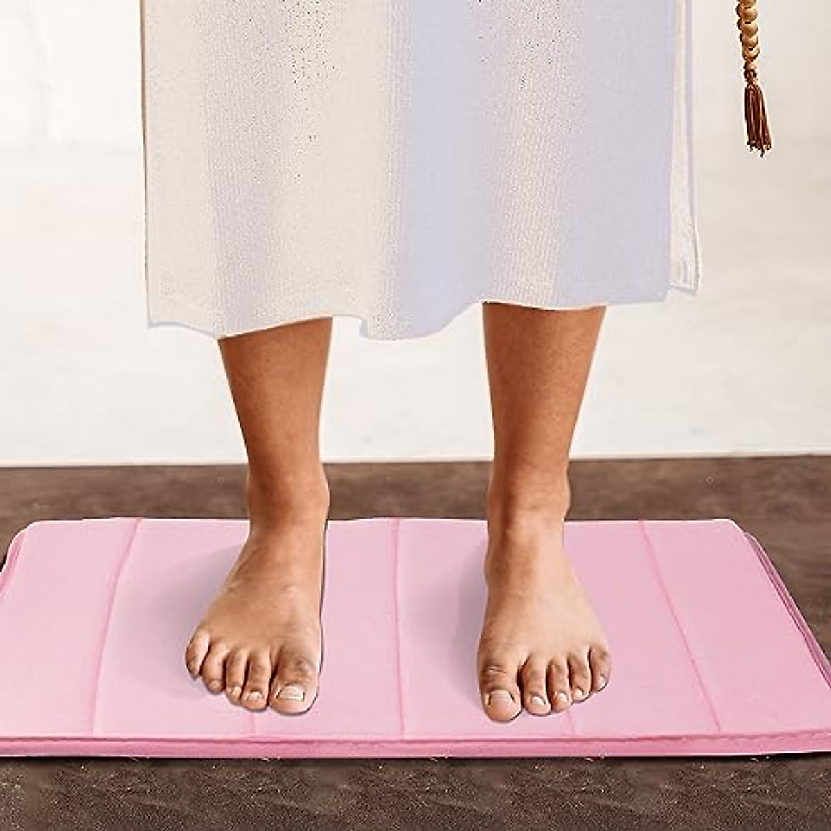 Xerhnan Memory Foam Bath Mat Set - Non Slip, Absorbent, Soft Bath Rug Set - Fast Drying Washable Bath Mat - Size 15.8” x 24” (2, Pink)