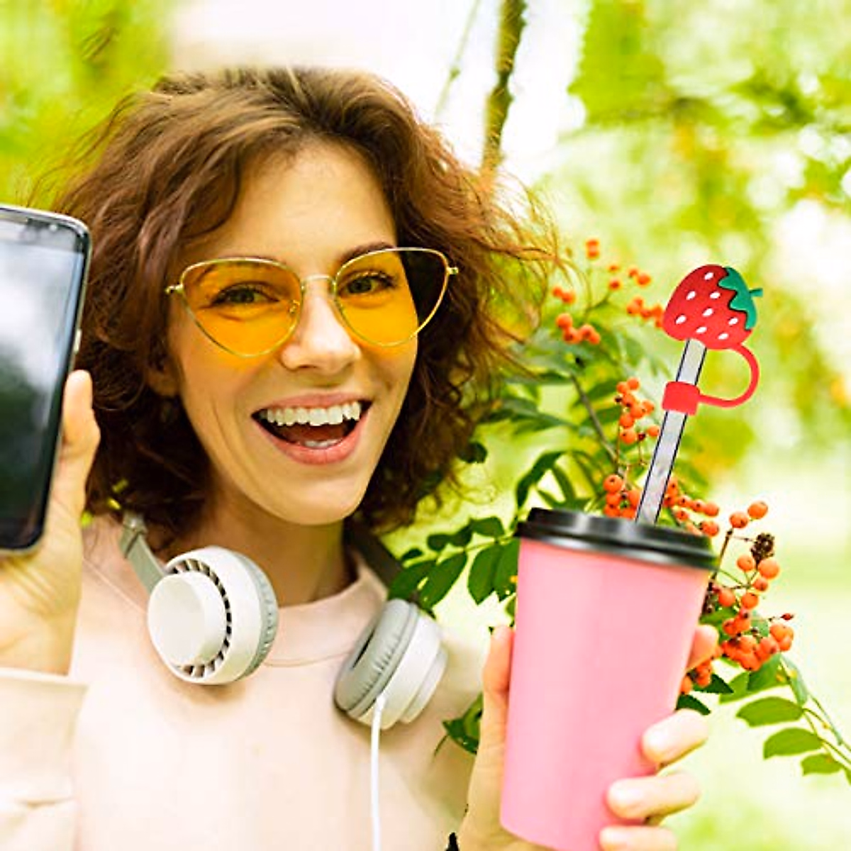 BESTOYARD 2pcs Silicone Straws Tips Covers Strawberry Shaped Straw Plug Compatible with Stanley Straw Drinking Beverages Accessories