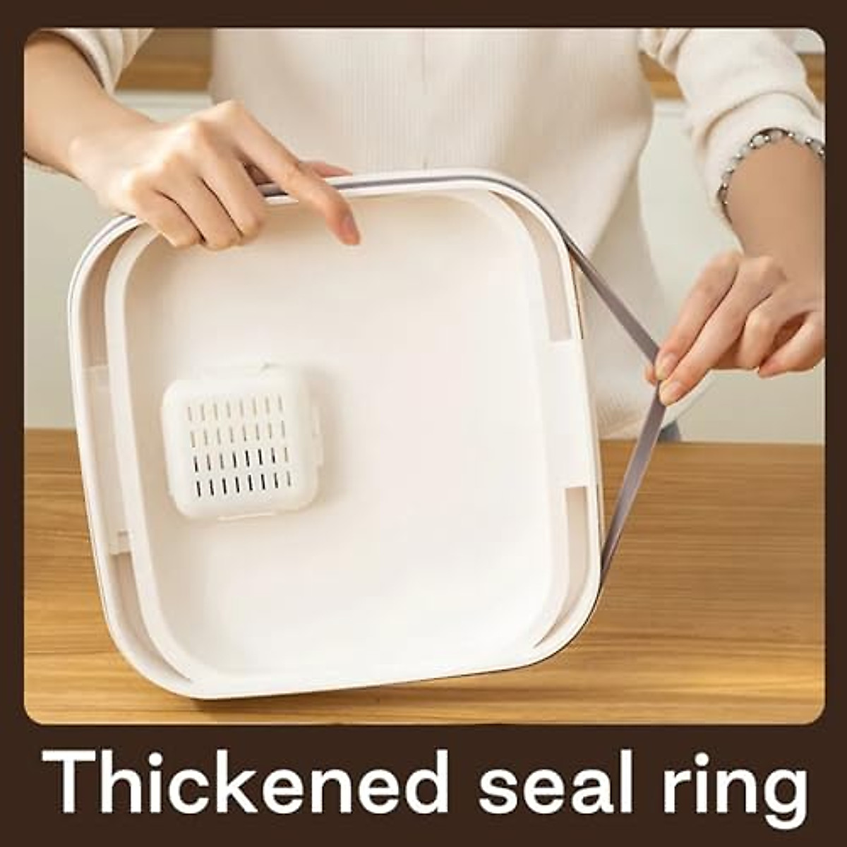 Qiveno Airtight Rice Storage Bin Flour Storage Container 11 L/10.5qt/10kg, Clear Food Container with Measuring Cup Airtight Lid for Kitchen Pantry Organization and Storage