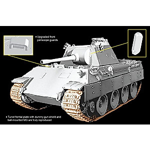 Dragon Models 1/35 Pz.Beob.Wg.V Ausf.D Early Production Military Vehicle Kit