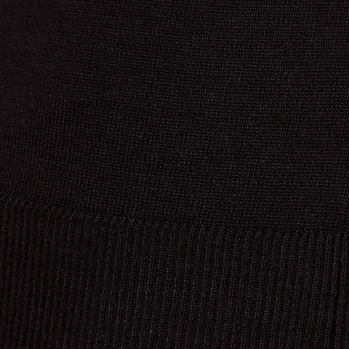 Amazon Essentials Women's Classic-Fit Lightweight Long-Sleeve V-Neck Sweater (Available in Plus Size), Black, X-Large