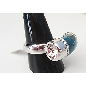 Lia Sophia Jewelry Queue Cut Crystals Ring in Siliver RV$78 Size 8