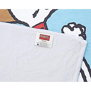 INTIMO Peanuts Snoopy The Flying Ace and The Red Baron Dogfight Fleece Plush Silk Touch Throw Blanket